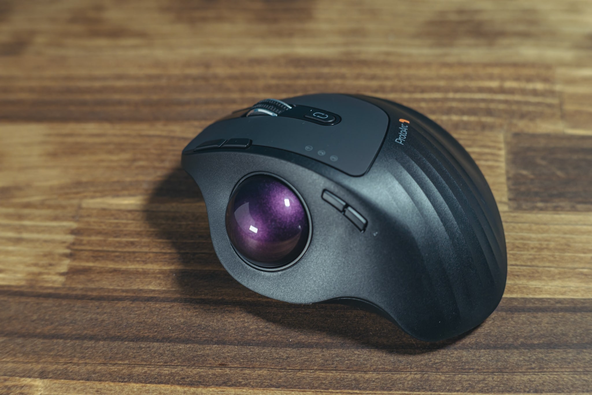 ロジクールを越えたかも？高コスパのトラックボールマウス「ProtoArc EM01 NL」をレビュー | ガジェットフロント