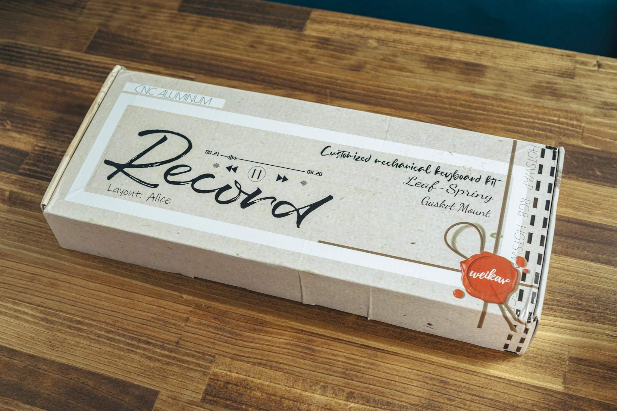 【Weikav Record Alice V2レビュー】打鍵感が良すぎるAlice配列キーボード | ガジェフロ